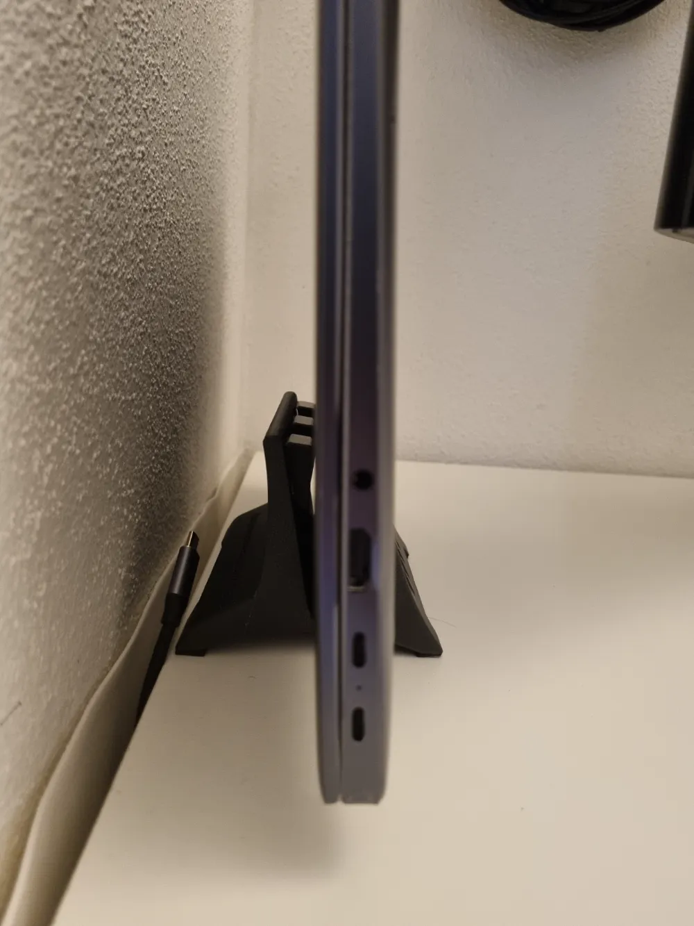 Laptop stand spacer by Omabel - MakerWorld
