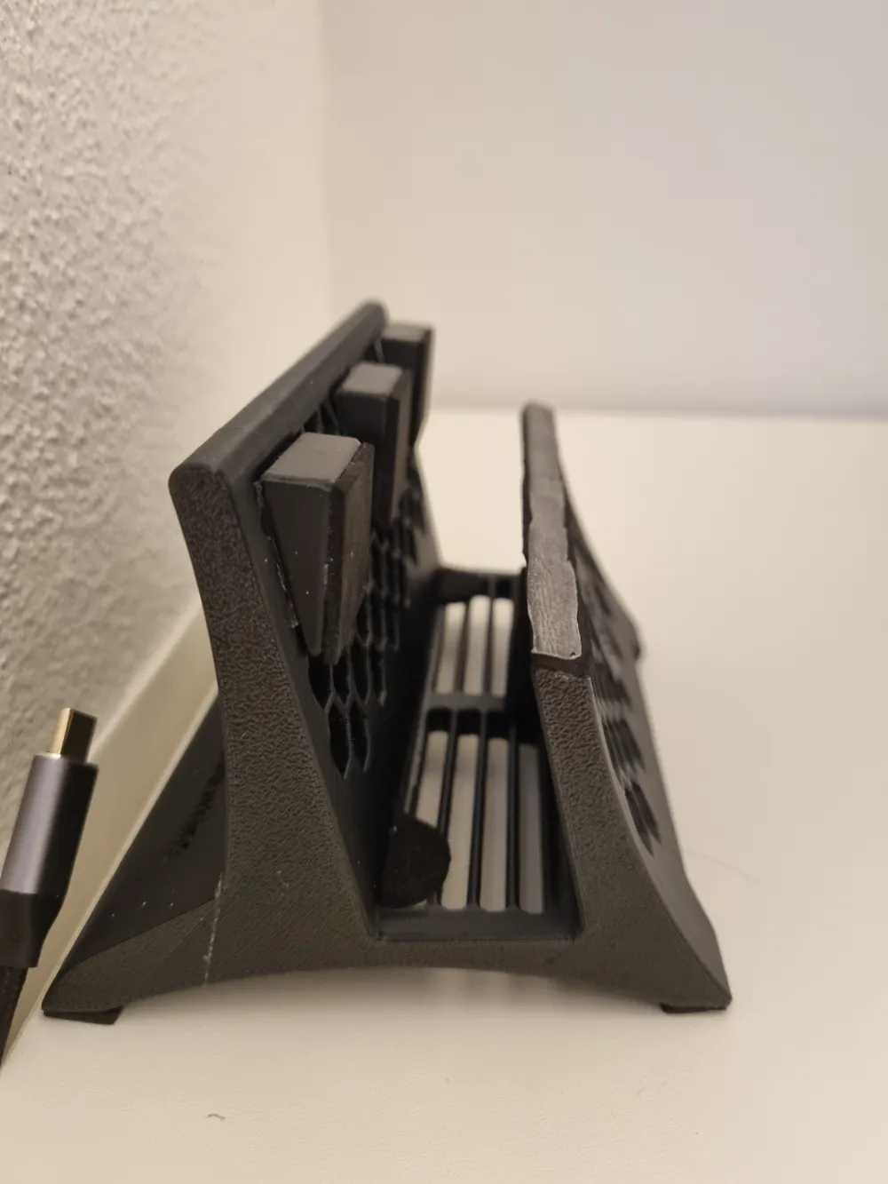 Laptop stand spacer by Omabel - MakerWorld