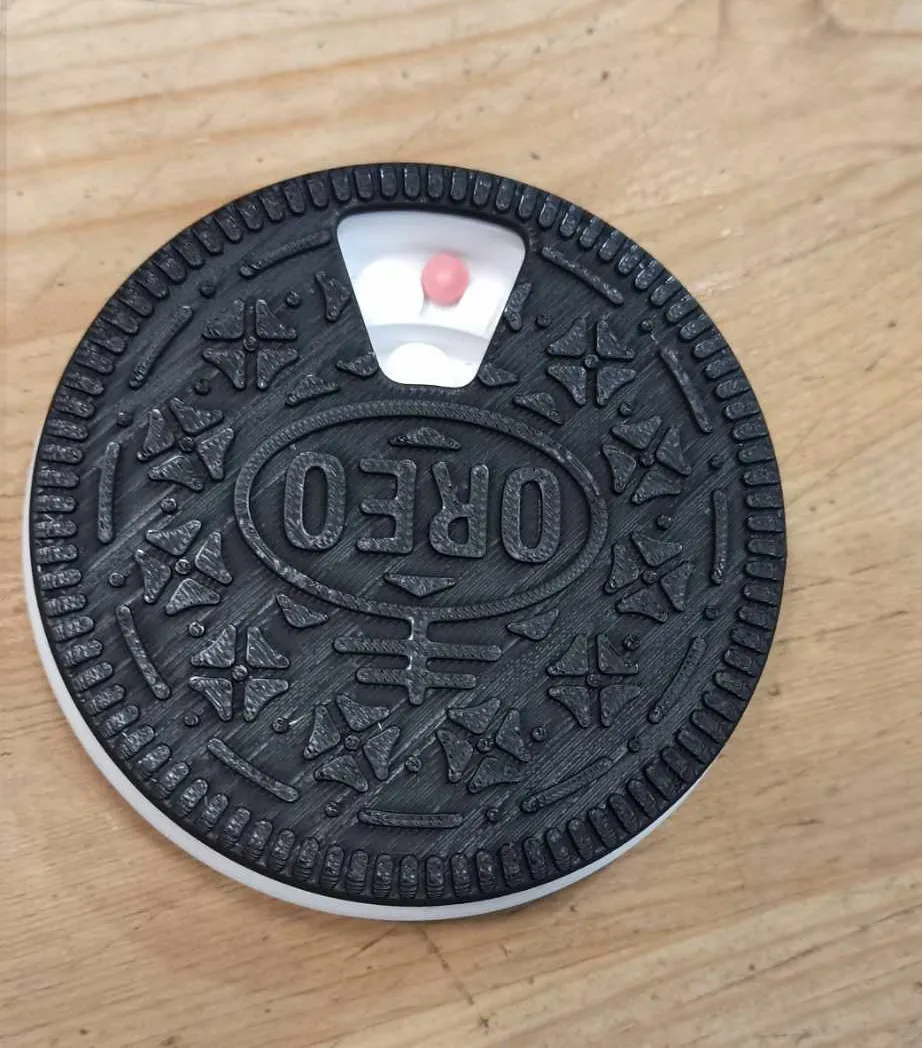 Fidget pill organizer, Oreo with day/night pill Remixed by AteCzek ...