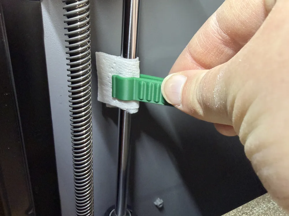 Z-axis Guide Rod Cleaning Tool 8mm - Free 3D Print Model - MakerWorld