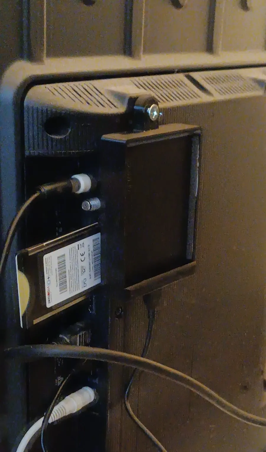 HD Holder for Vesa TV - Free 3D Print Model - MakerWorld