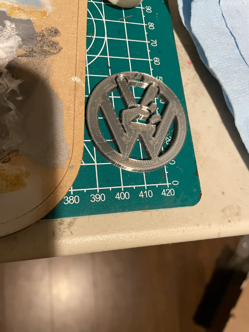 Volkswagen Peace Sign Keychain by Cigs4Squirrels - MakerWorld