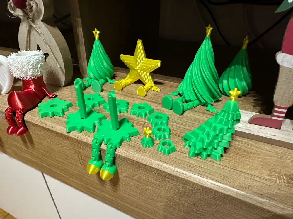 Spinny Christmas Tree by Fresh_Design MakerWorld: Download Free 3D Models