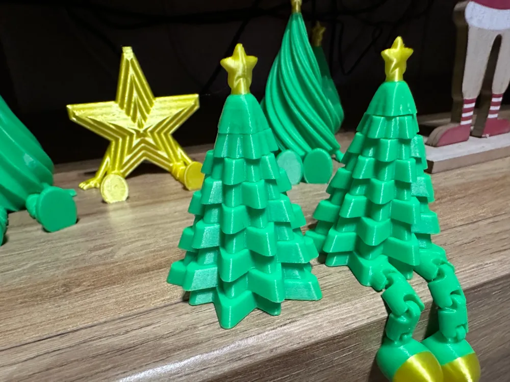 Spinny Christmas Tree by Fresh_Design MakerWorld: Download Free 3D Models