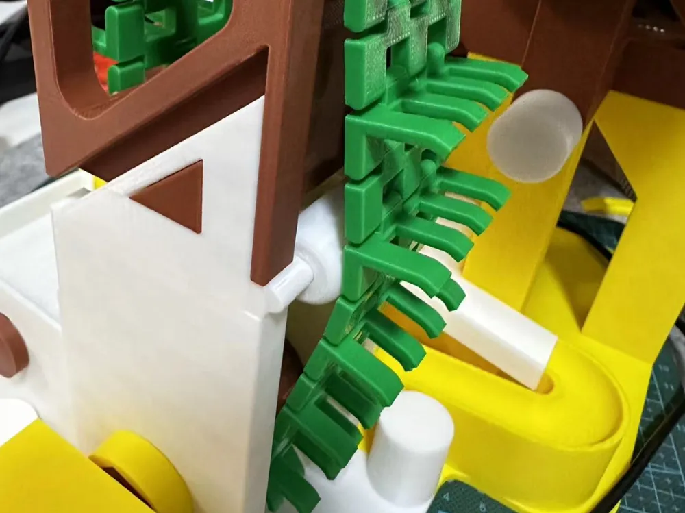 Marble run 003 chain tensioning wheel Remixed by QBBVCA - MakerWorld