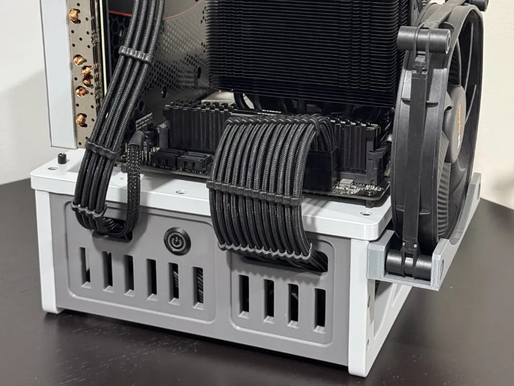 SFF ITX / mATX Open Air Case / Chassis / Bench 二次创作 - 来自 Auggie19 ...