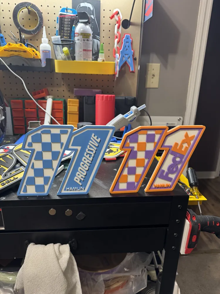 Denny Hamlin NASCAR 11 Progressive Sponsor Sign - Free 3D Print Model ...