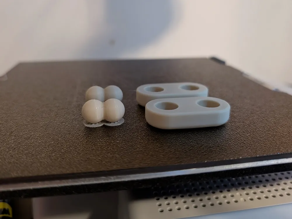 Unusual Captured Ball Fidget - Free 3D Print Model - MakerWorld