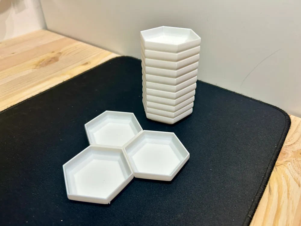 Small hexagonal stackable trays by TuringComplete - MakerWorld