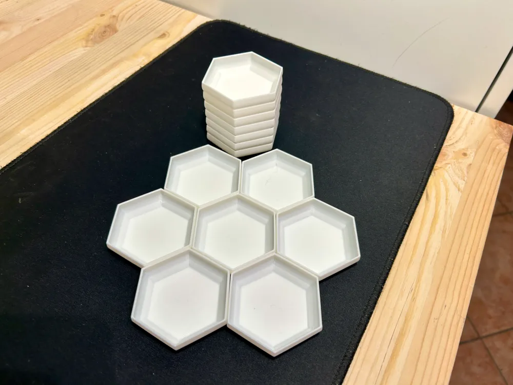 Small hexagonal stackable trays by TuringComplete - MakerWorld