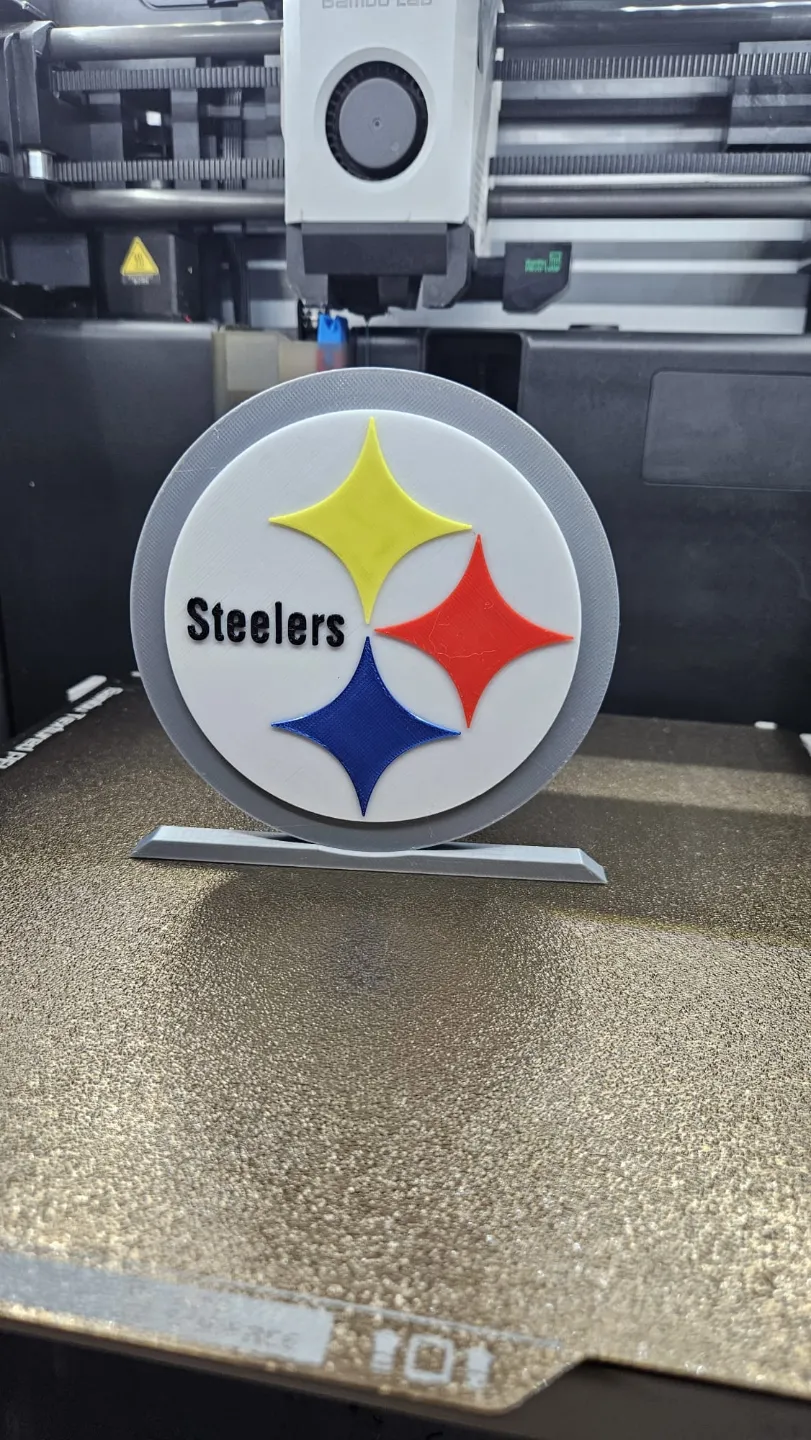 Tischständer Pittsburgh Steelers – Kostenloses 3D-Druckmodell – MakerWorld