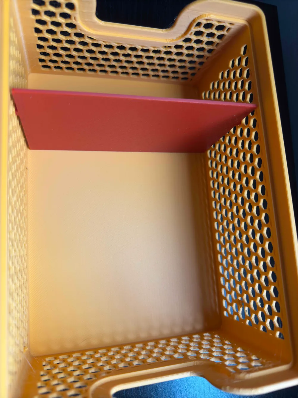 Divider For Stacking Storage Basket 140x200 by JDinKC - MakerWorld