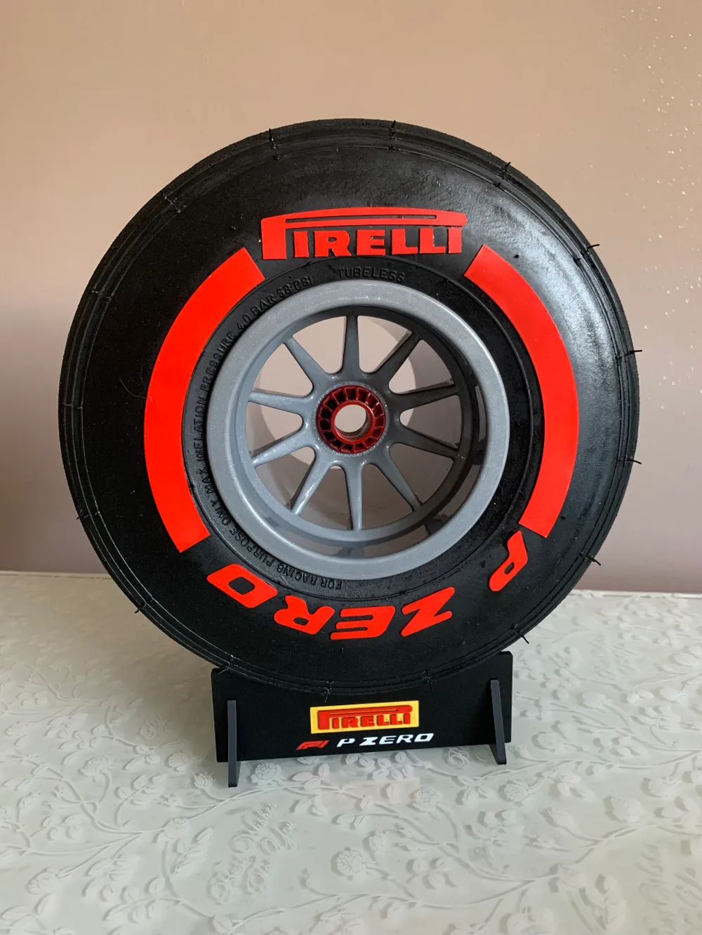 F1 Pirelli Pole Position Tyre Trophy by josteb - MakerWorld