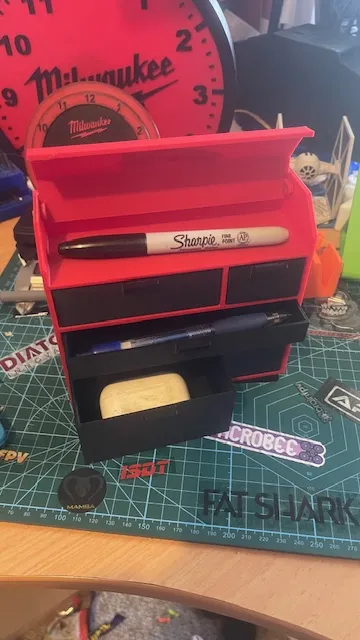 MILWAUKEE DESK TOLLBOX by smiffy's tool solutions MakerWorld: Download ...