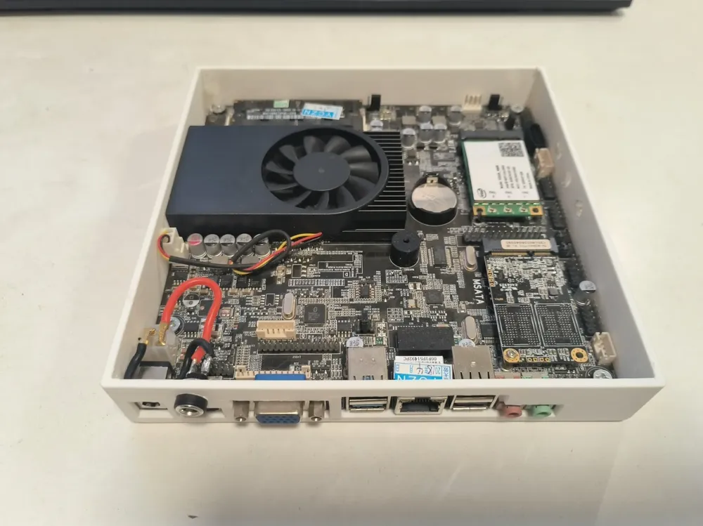 MINI ITX 17*17 Motherboard Small Case Box by 吃国际版土豆长大的国际版马铃薯 MakerWorld: Download Free 3D Models