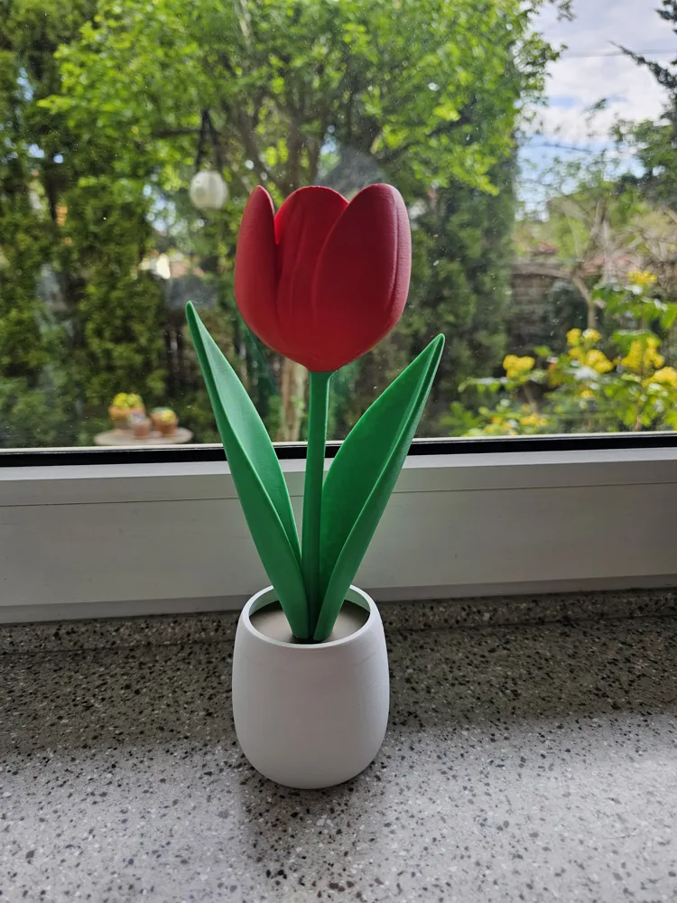 Tulip in a flower pot - Free 3D Print Model - MakerWorld