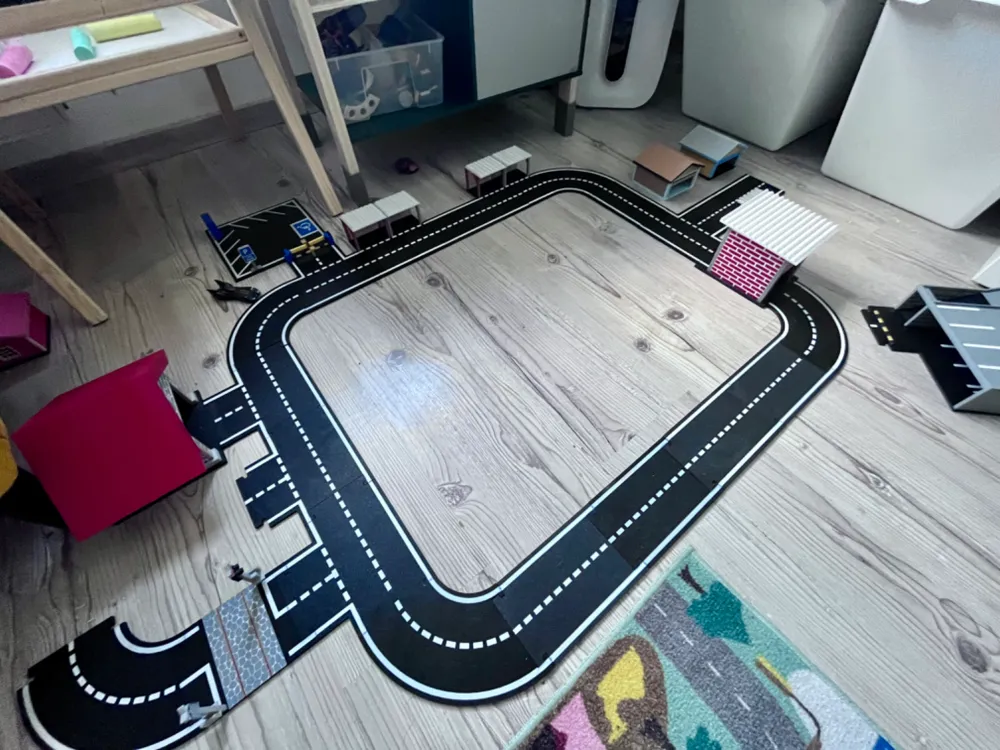 Simple road for Hot Wheels - Free 3D Print Model - MakerWorld