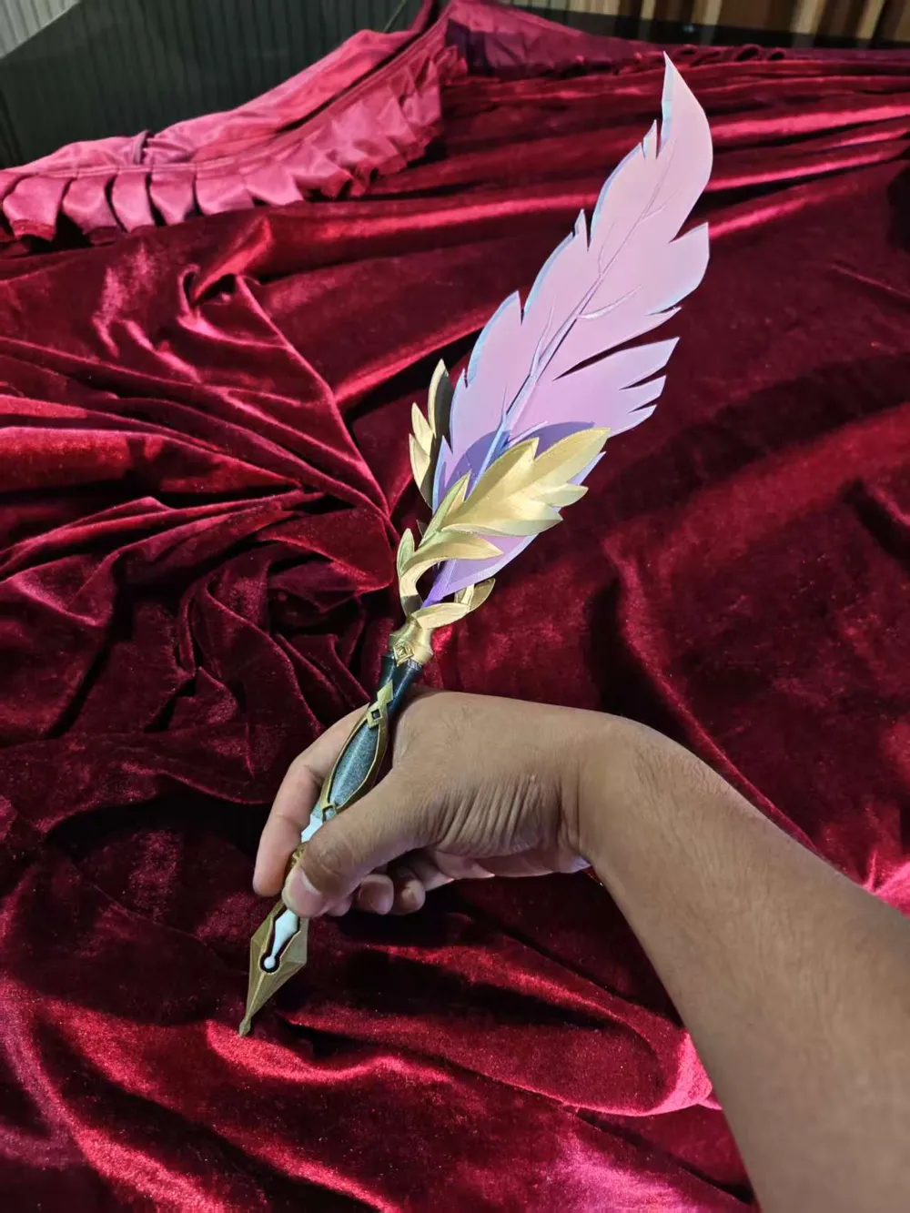 Honkai: Star Rail - Trailblazer (Memory) Feather Fountain Pen by 顾安 ...