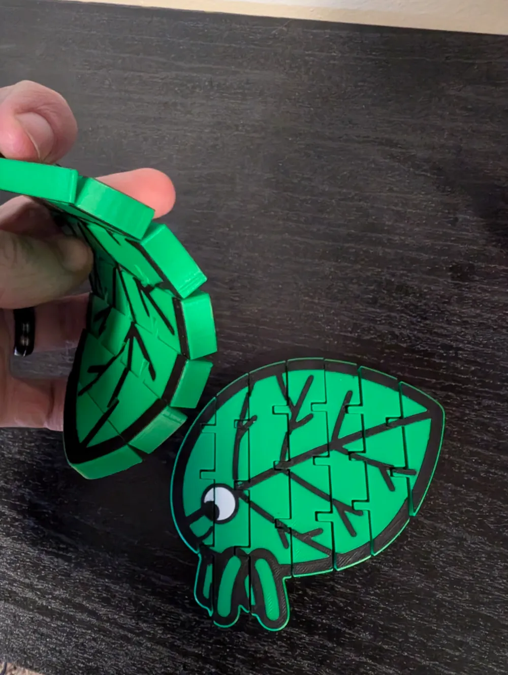 Flexi Walking leaf from Bluey - Free 3D Print Model - MakerWorld