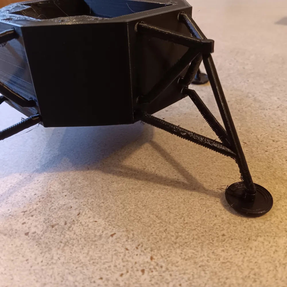 Apollo 11 lunar lander - Free 3D Print Model - MakerWorld