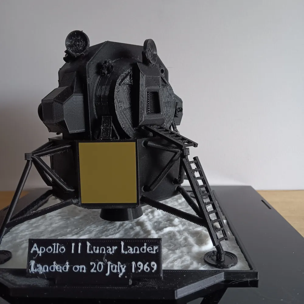 Apollo 11 lunar lander - Free 3D Print Model - MakerWorld