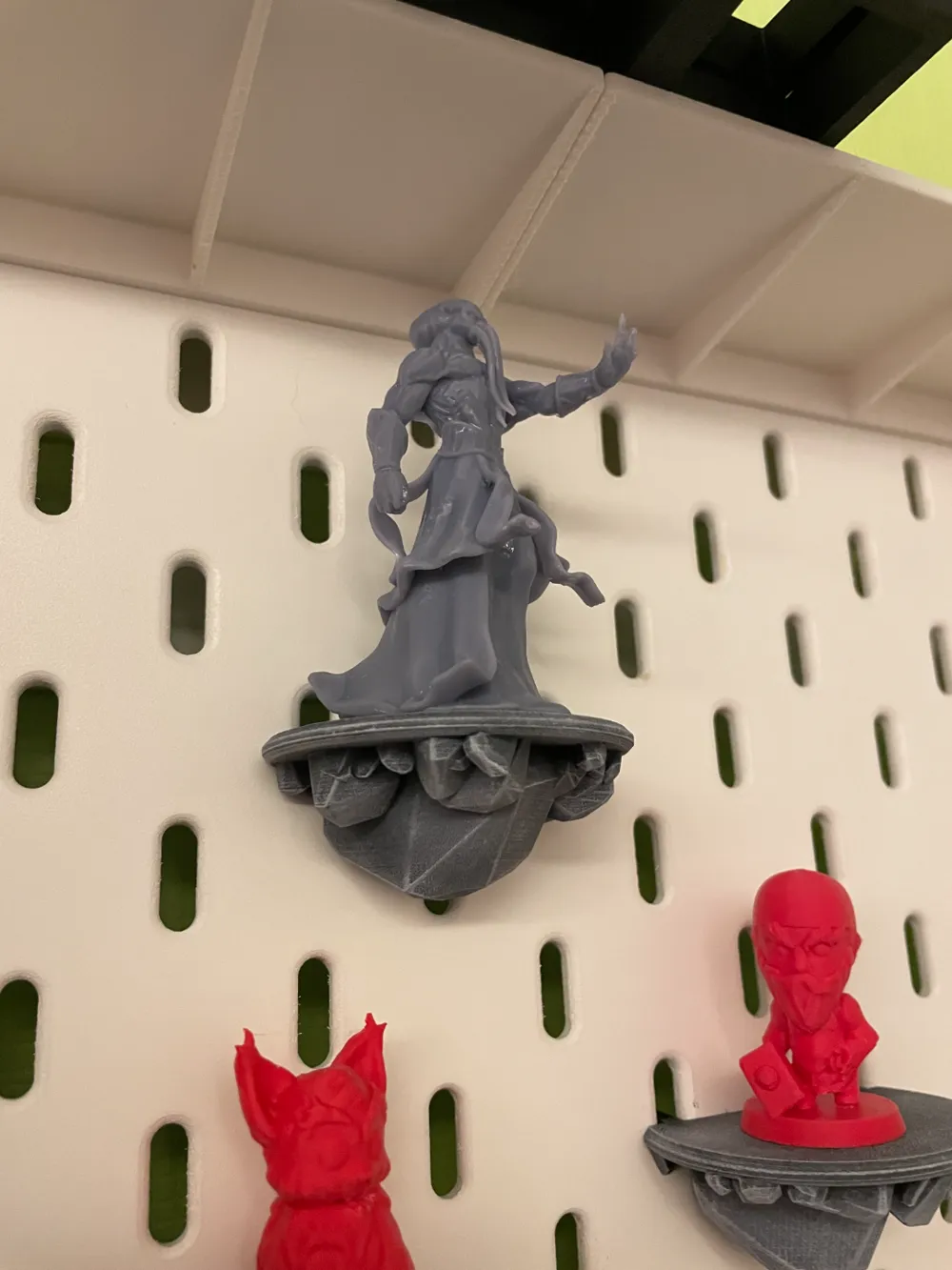 Miniature Shelf #6 - Skadis Ikea Remixed by Andre - MakerWorld