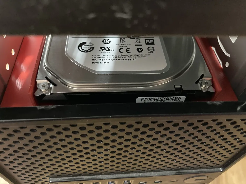 hdd adapter 3.5 to 5.25 - Free 3D Print Model - MakerWorld