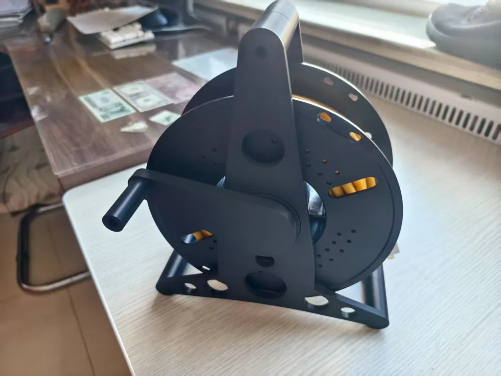 Power cord spool, based on the Landu filament spool design by 小心 ...