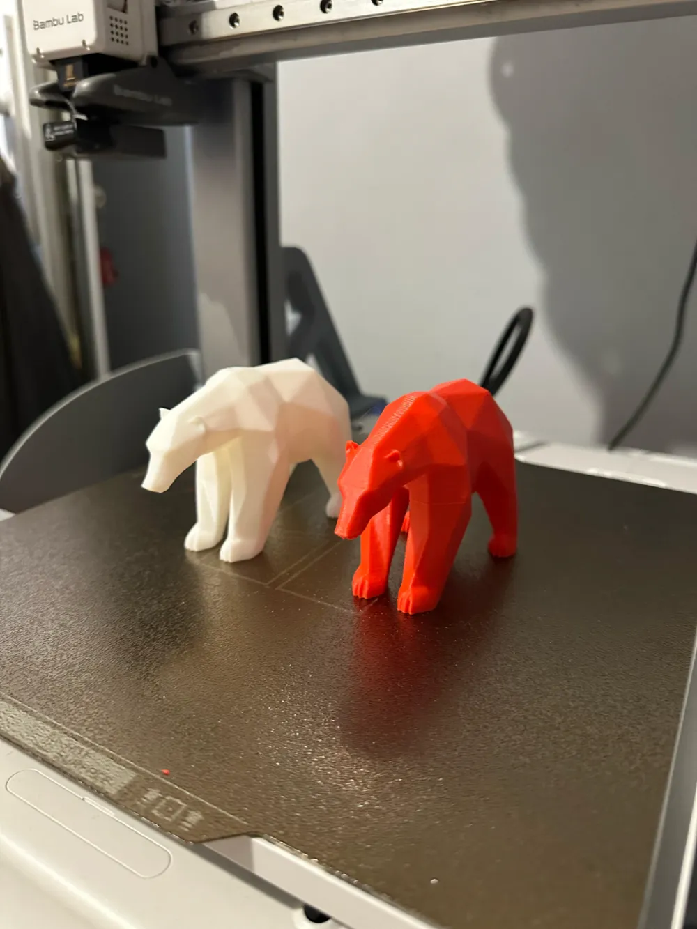 Modern Low Poly Polar Bear - Free 3D Print Model - MakerWorld