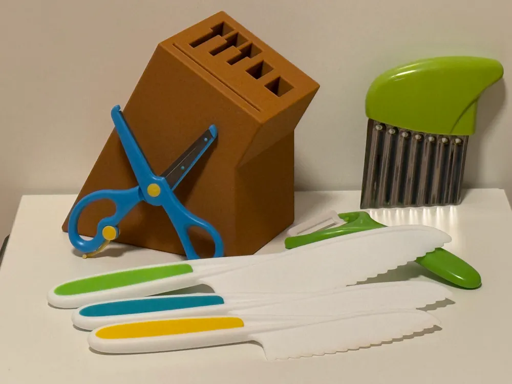 Knife Block for Children Knives - Free 3D Print Model - MakerWorld