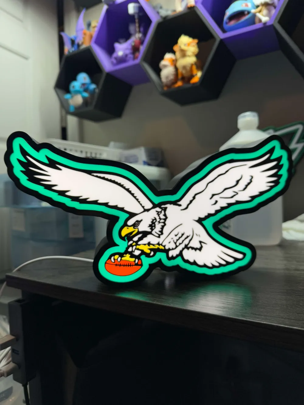 Philadelphia Eagles Throwback LED Lamp - Free 3D Print Model - MakerWorld