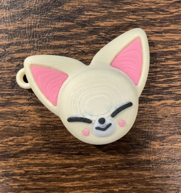 Foxy (Stray Kids) Keychain by KitsuneCraftiness MakerWorld: Download ...