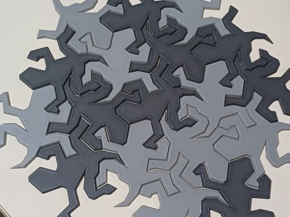 Escher Lizard Tessellation - Free 3D Print Model - MakerWorld