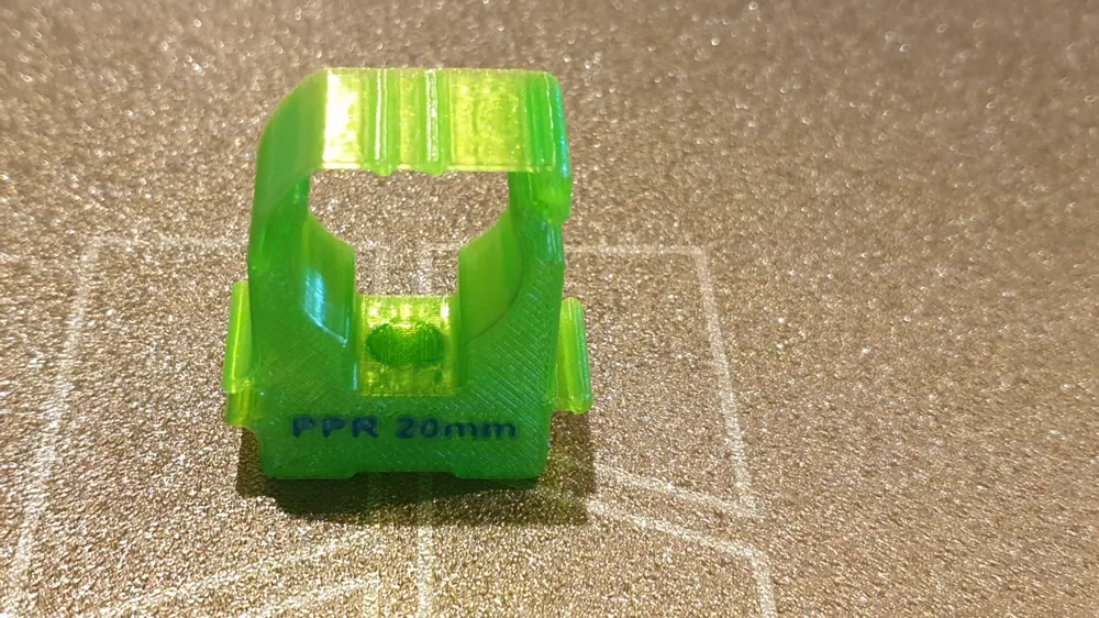 Clamp for PPR pipe 20mm by Lukáš TrojanMakerWorld: Download Free 3D Models