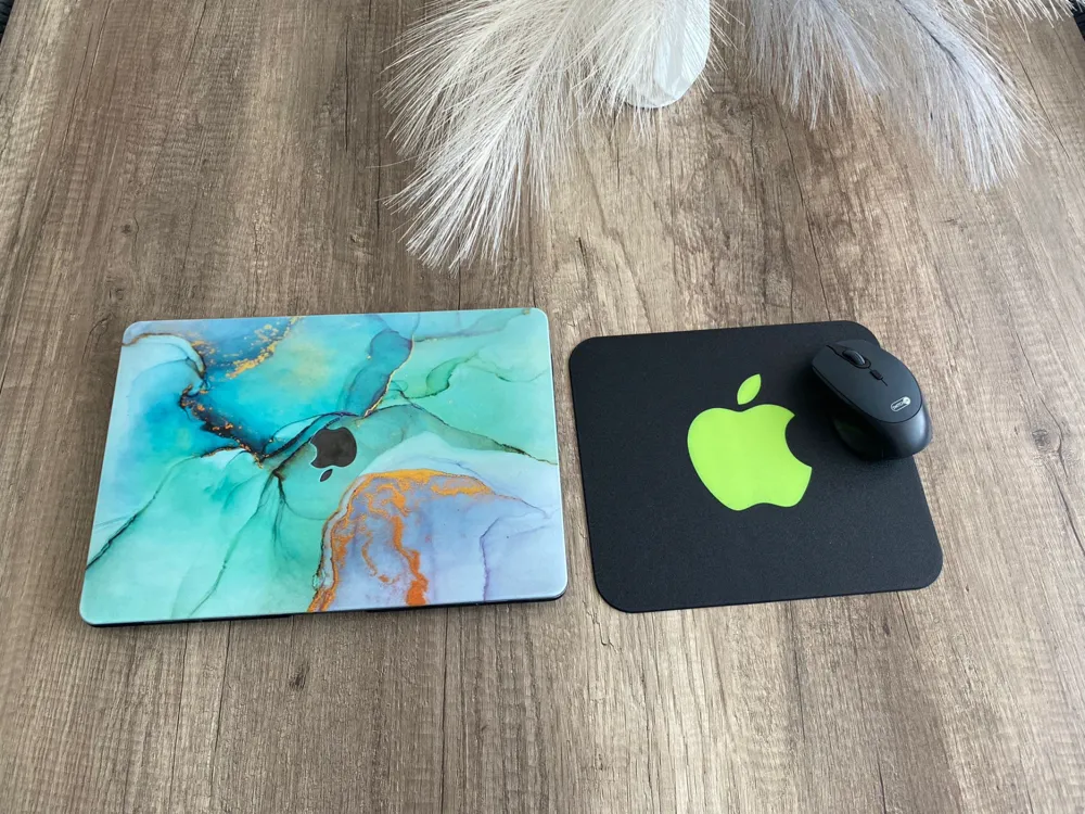 Mouse Pad Apple by gogo3D - MakerWorld