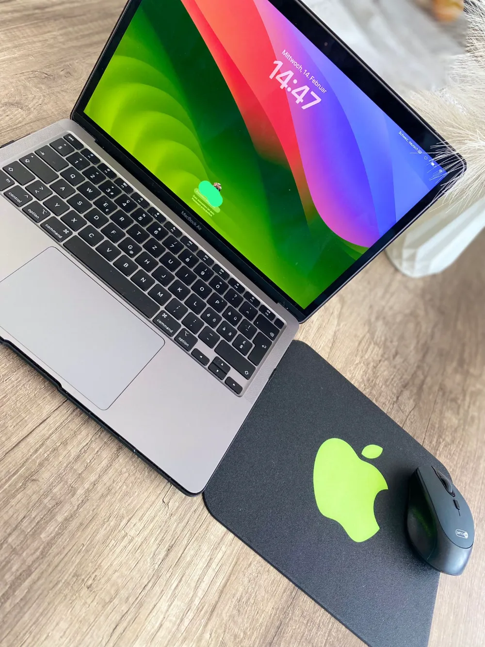 Mouse Pad Apple by gogo3D - MakerWorld