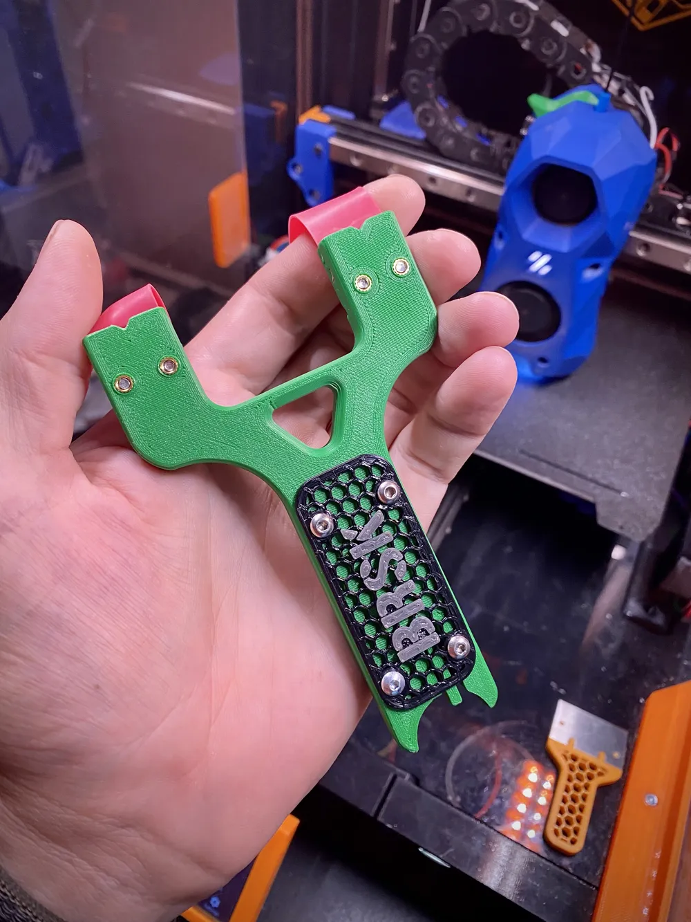 Pocket Slingshot with 6mm bb magazine by Henry_CZ MakerWorld: Download ...