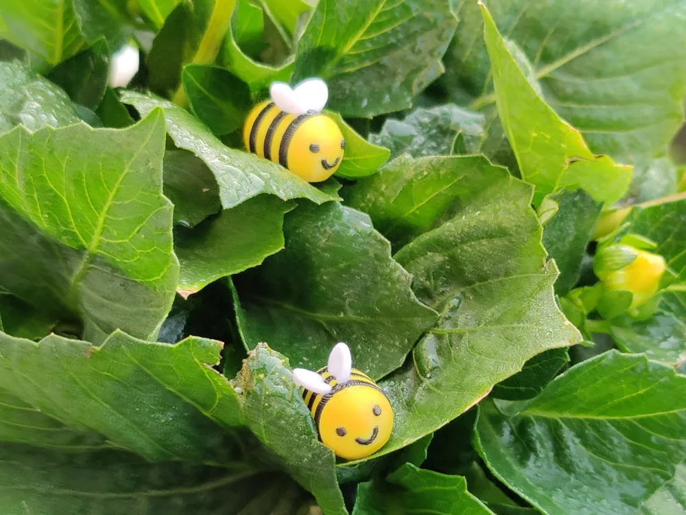 Cute Mini Bee (Bee Box compatible) - Free 3D Print Model - MakerWorld