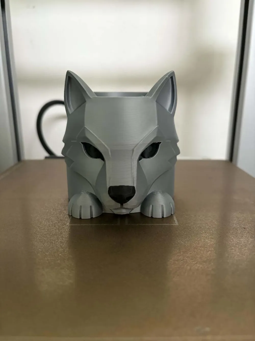 Wolf Pen Holder-Modern Desk Organizer - Free 3D Print Model - MakerWorld