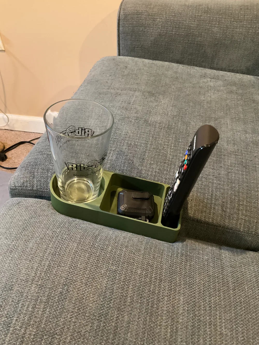 Couch Caddy - Free 3D Print Model - MakerWorld