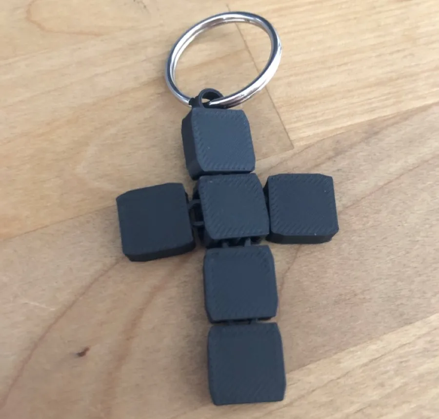 Articulated Cross Keychain by PotaterSoupModels MakerWorld: Download ...