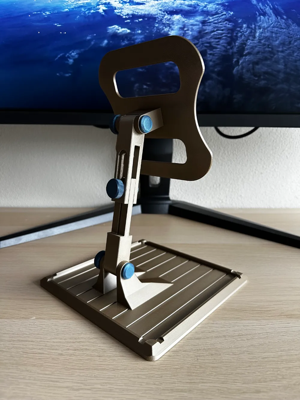 Tablet/notebook/e-reader desk stand by DenoD MakerWorld: Download Free ...