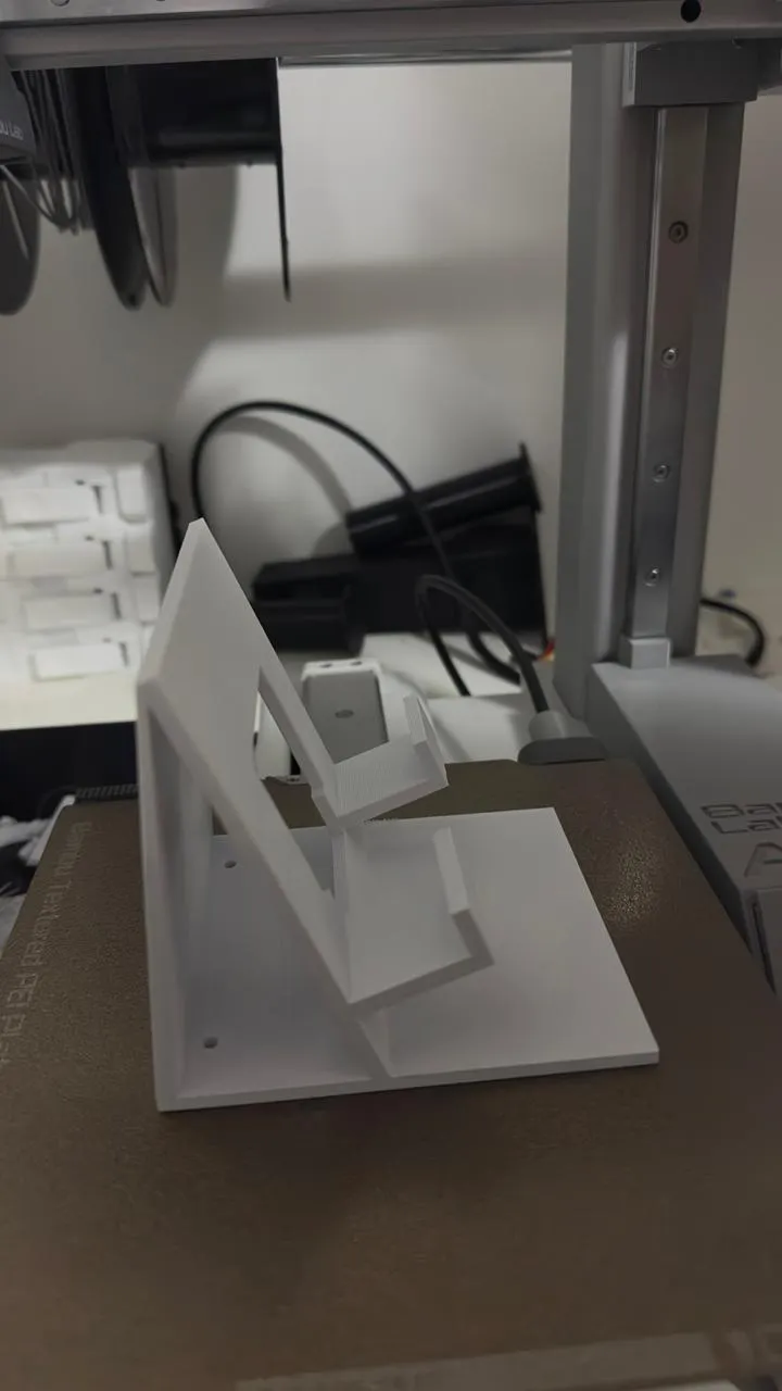 Desktop Stand for ESP32 + TFT Display - Free 3D Print Model - MakerWorld