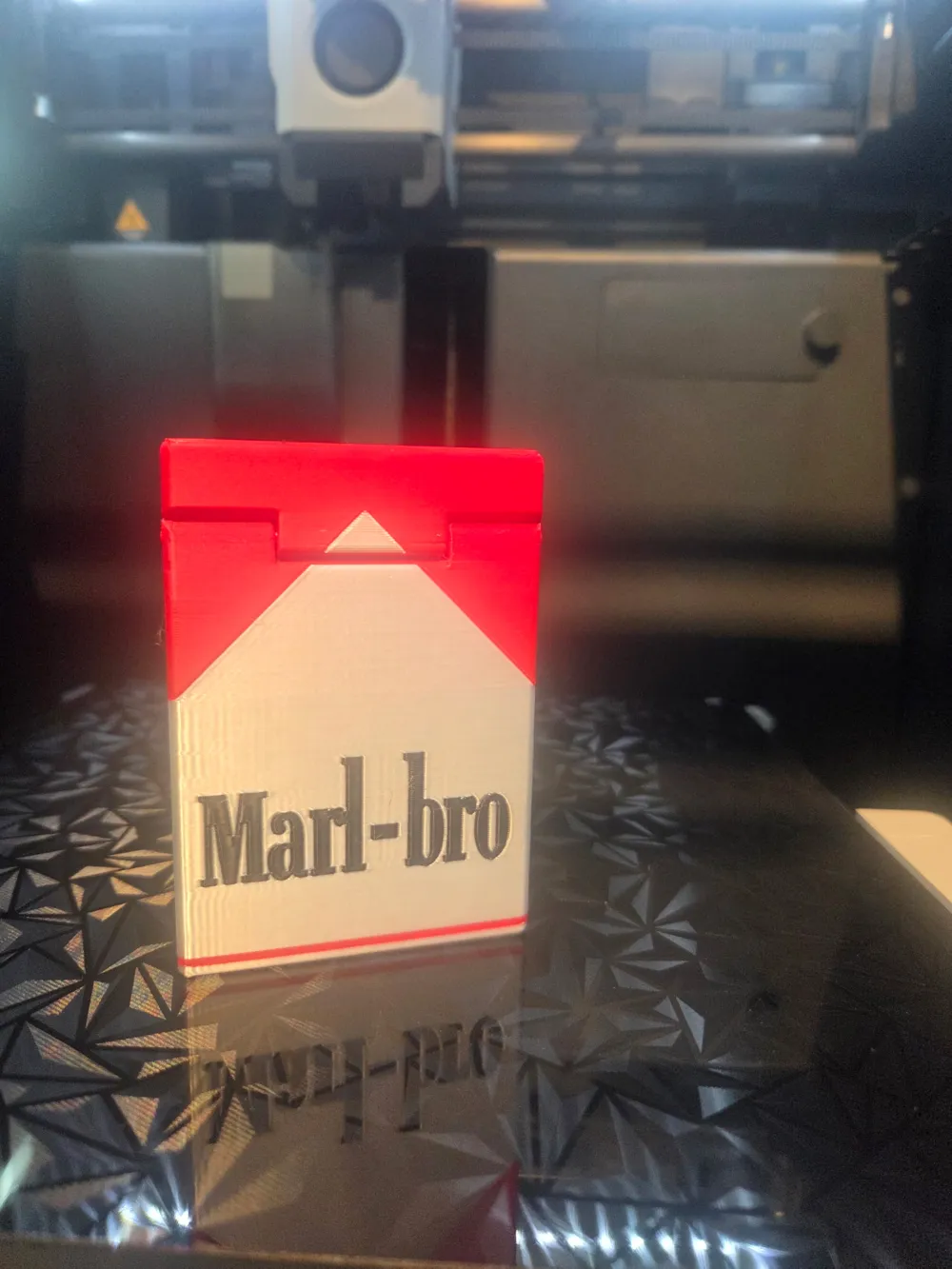 Flip Top Cigarette Box (Marl-bro) - Free 3D Print Model - MakerWorld