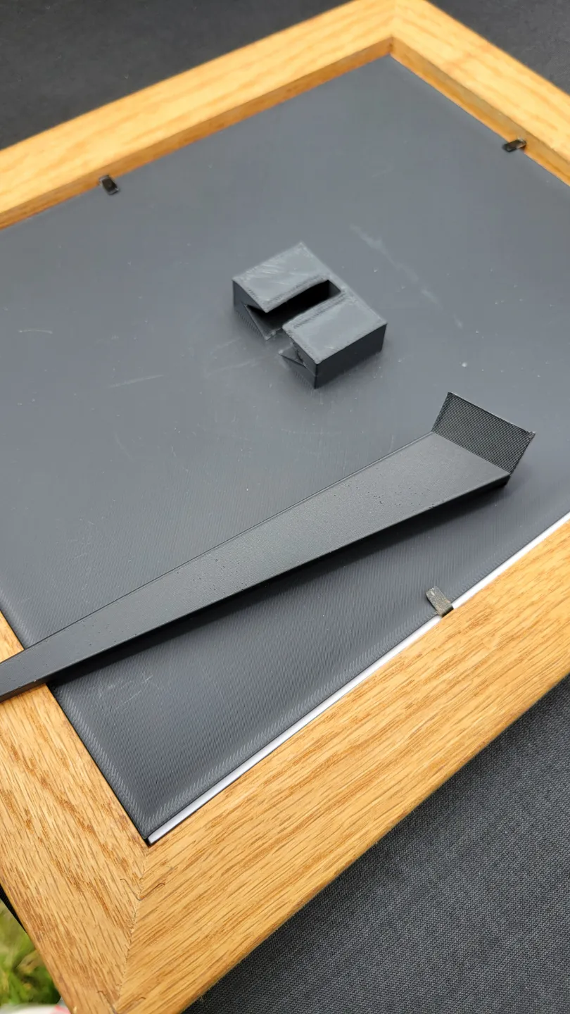 8x10 Collapsible Picture Frame Back by Brayton Gust MakerWorld ...