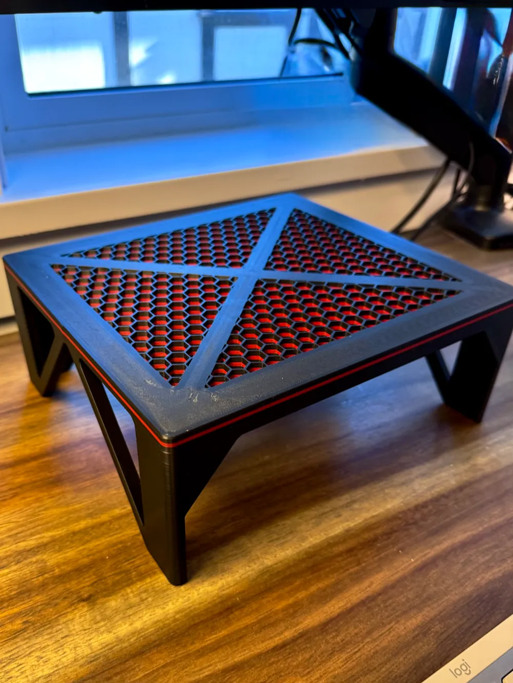 Hex Pattern Strong Monitor Lifter / Riser by Jerald - MakerWorld
