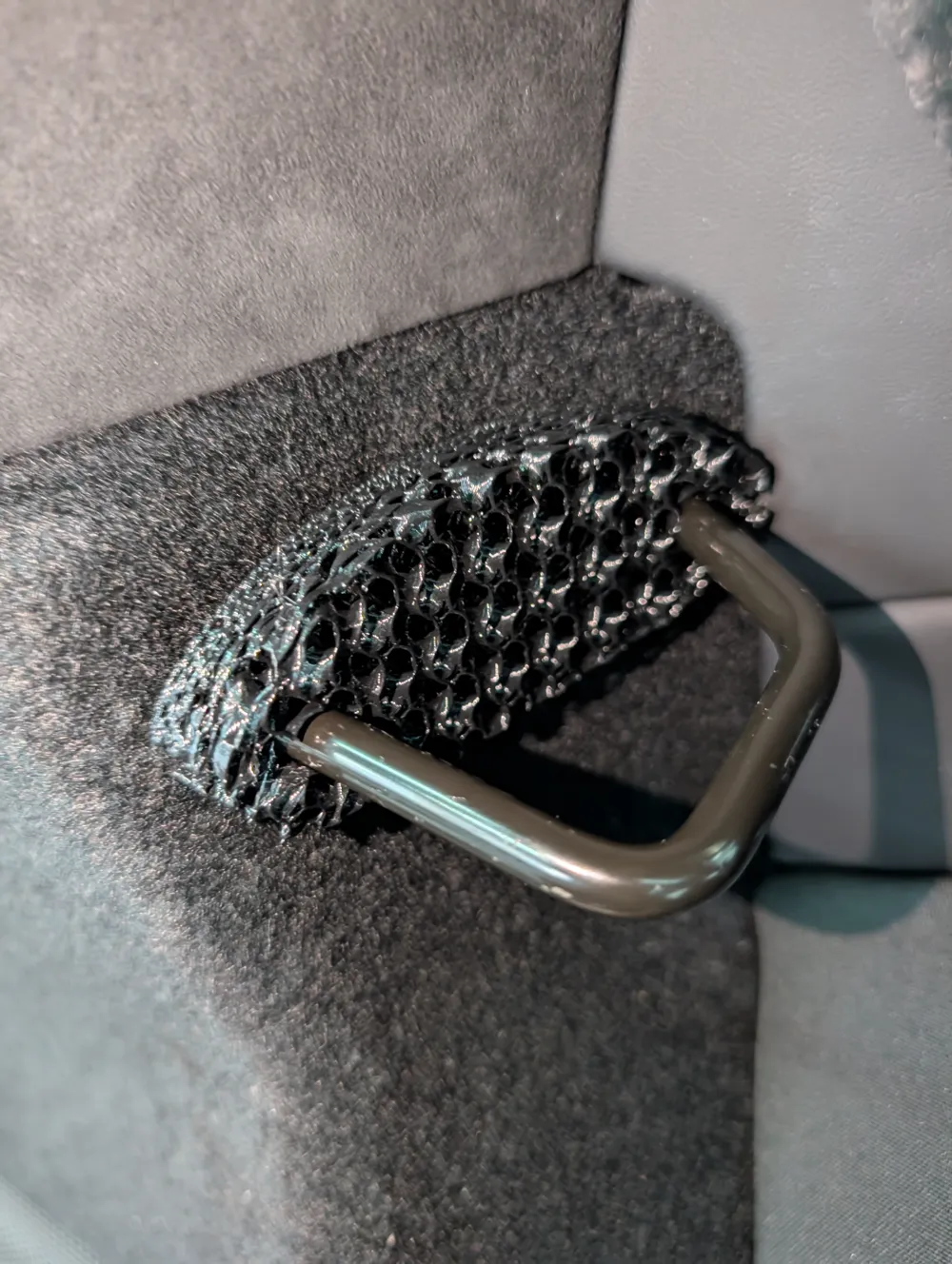 Tesla Model S (refresh) rear seat buffer by Shea F - MakerWorld