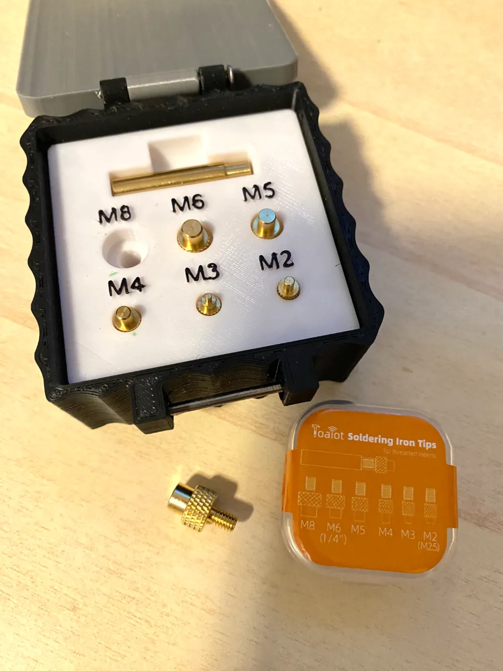 Soldering tip box for threaded inserts by ducaapple - MakerWorld