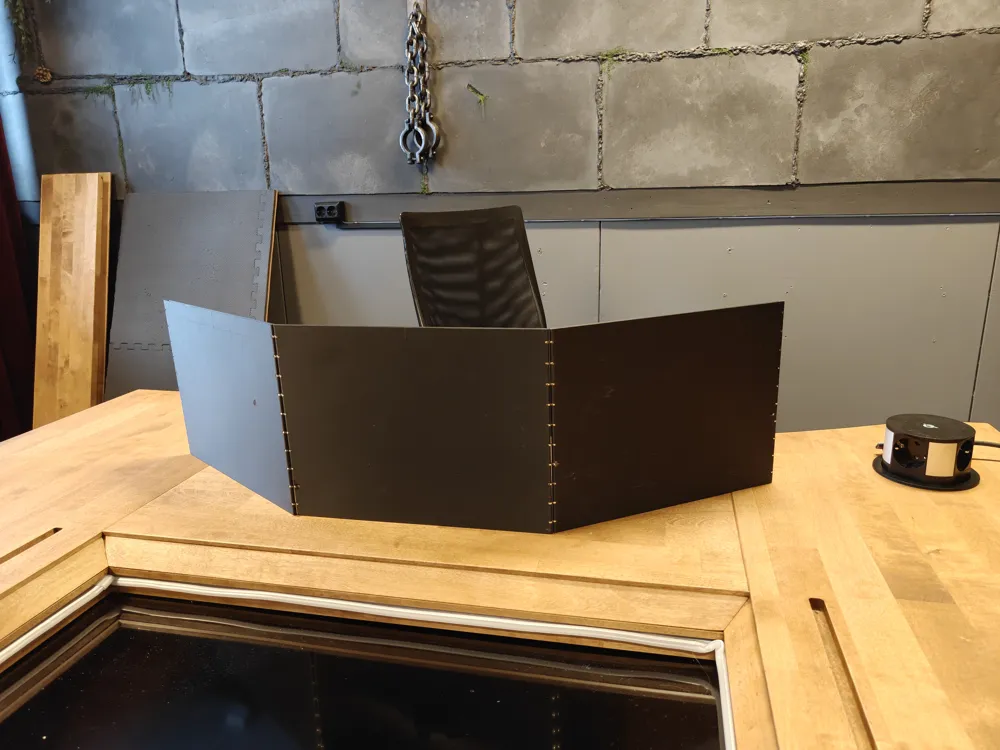 Magnetic DM / GM Screen with initiative trackers - Free 3D Print Model ...