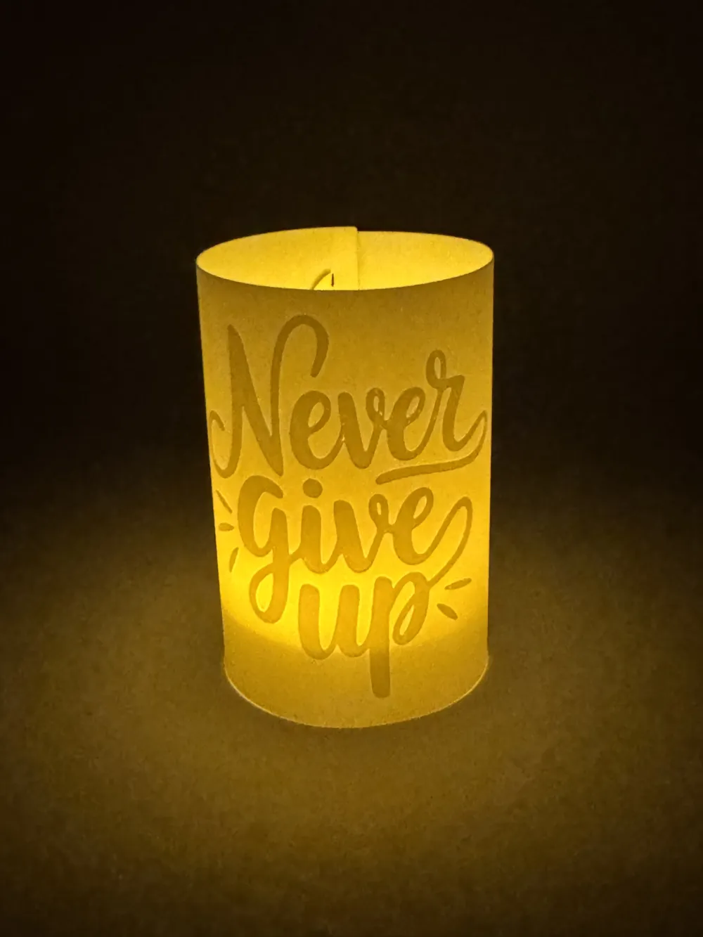 Light Cylinder Glow Lantern Never Give Up by Noctura3D MakerWorld ...